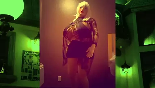 Juggsy Gold Mini Dress Xhamster