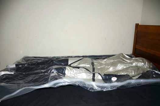 Mar 2 2023 Vacpacked In My Long Red Raincoat Under My Pvc Aprons And Pink Pvc Sack Xhamster