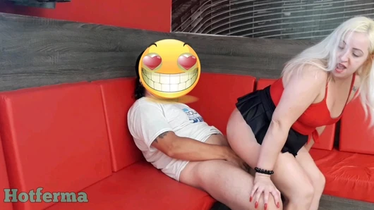 Free Restaurant Sex Porn Videos Xhamster