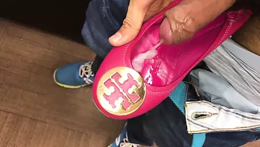 Fuck And Cum Black Tory Burch Flat Shoes Xhamster