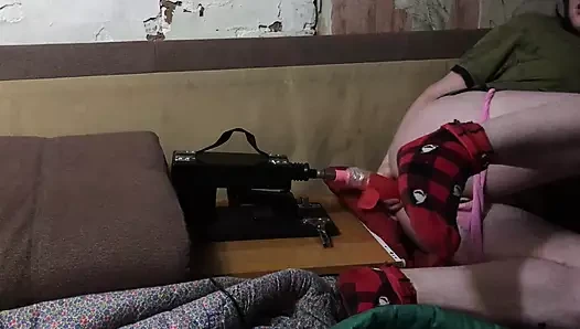 用性爱机器做爱 Xhamster