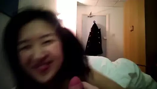 免费的 Asian White 色情视频 ！ 2 Xhamster